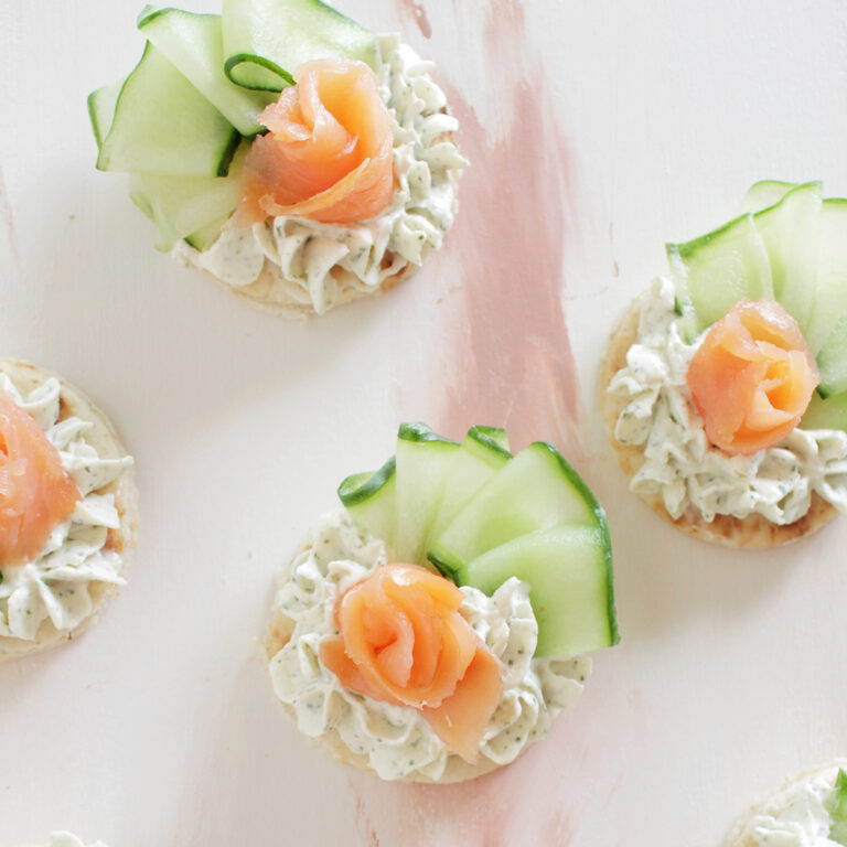 25 Minute Smoked Salmon Canapés With Cucumber - Homebody Eats