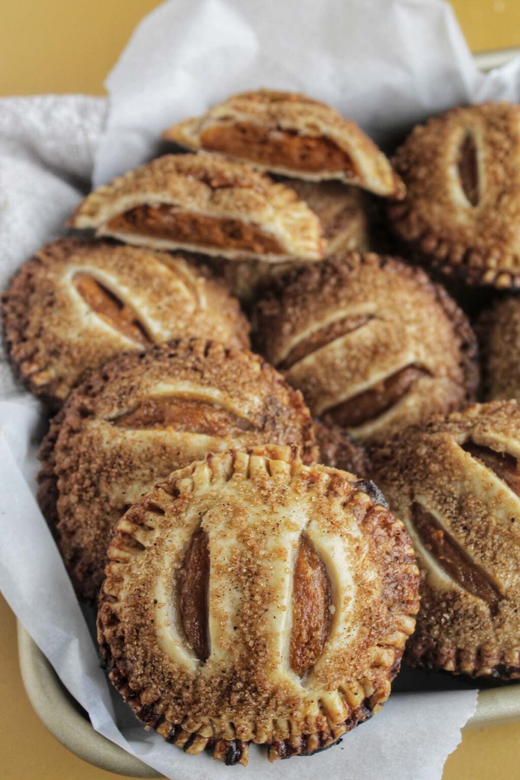 Mini Sweet Potato Pocket Pies With Premade Pie Crust - Homebody Eats