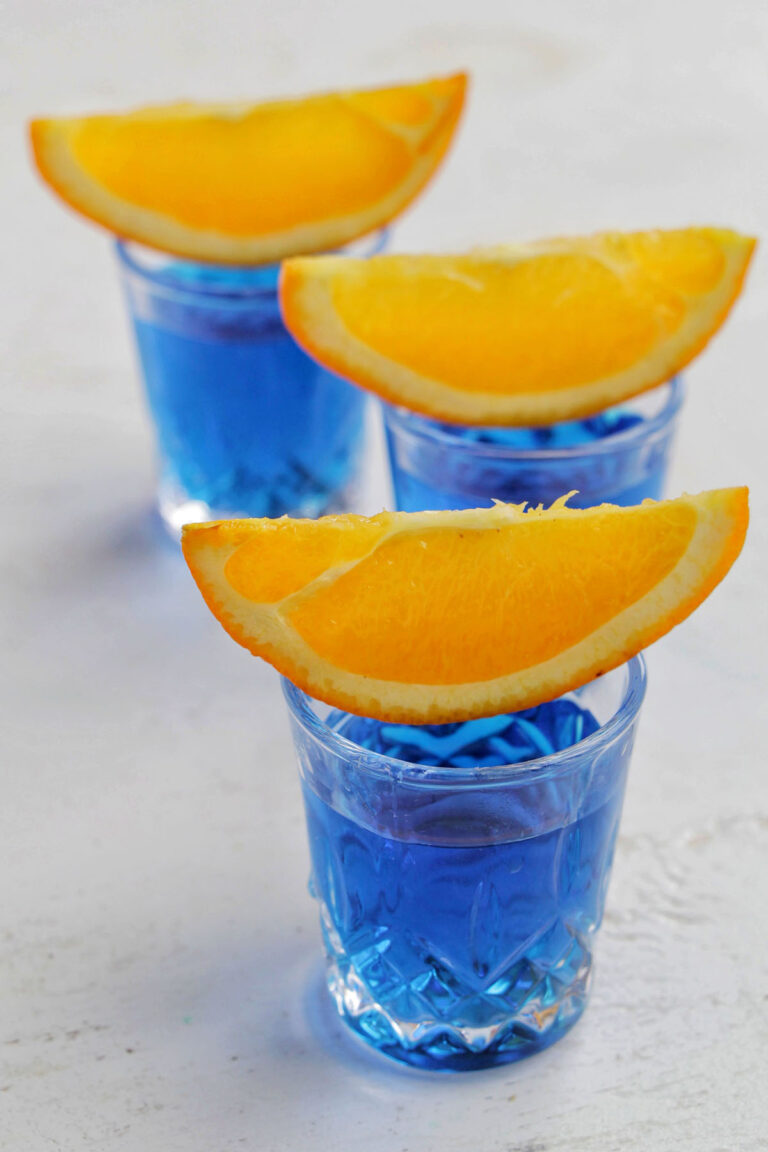 20+ Blue Shots and Shooter Recipes - Homebody Eats