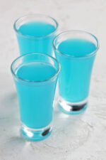 20+ Blue Shots and Shooter Recipes - Homebody Eats