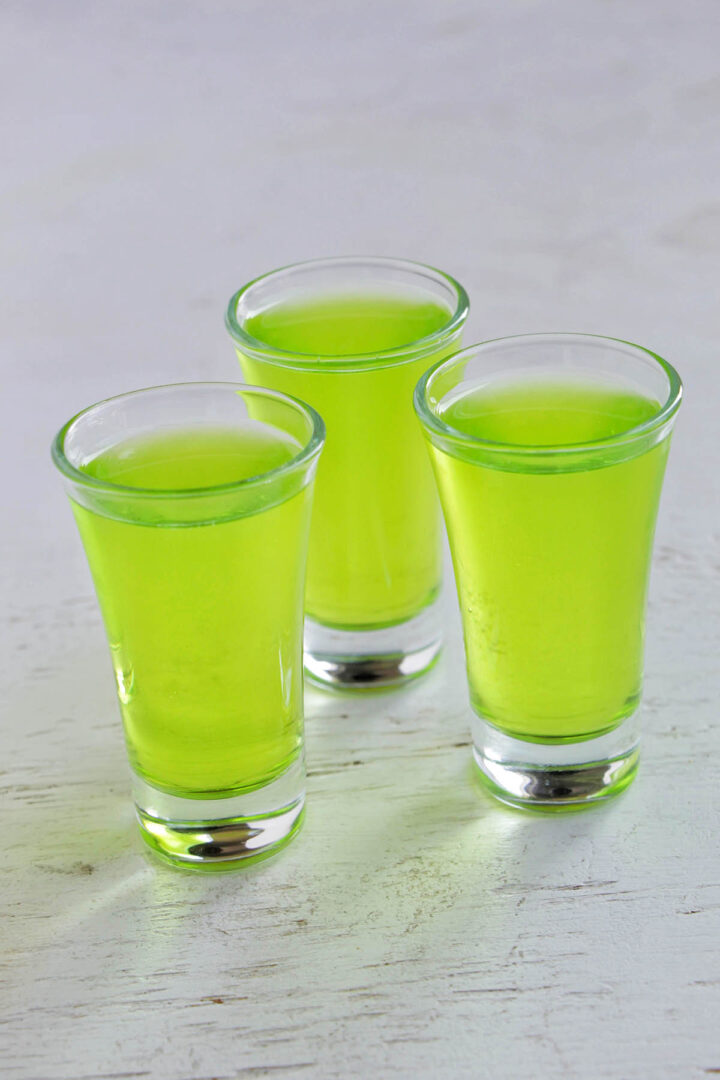 20+ Green Shots and Shooter Recipes - Homebody Eats