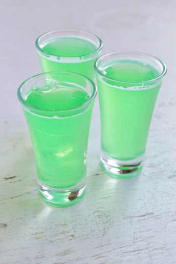 20+ Green Shots and Shooter Recipes - Homebody Eats