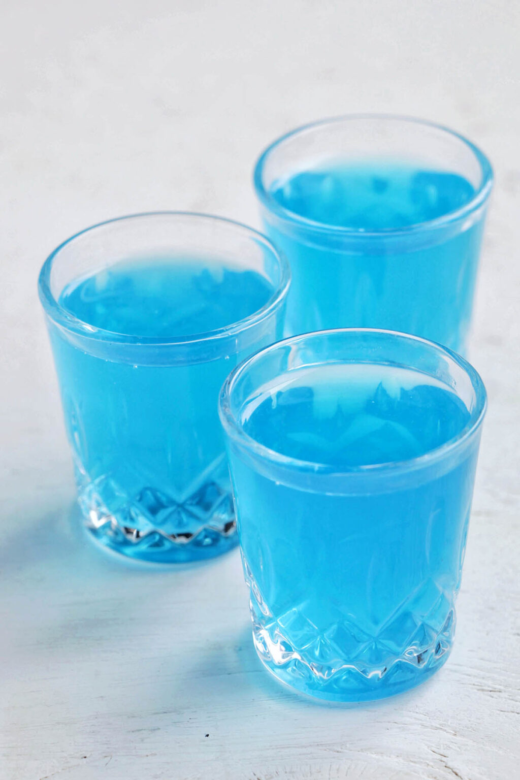20+ Blue Shots and Shooter Recipes - Homebody Eats