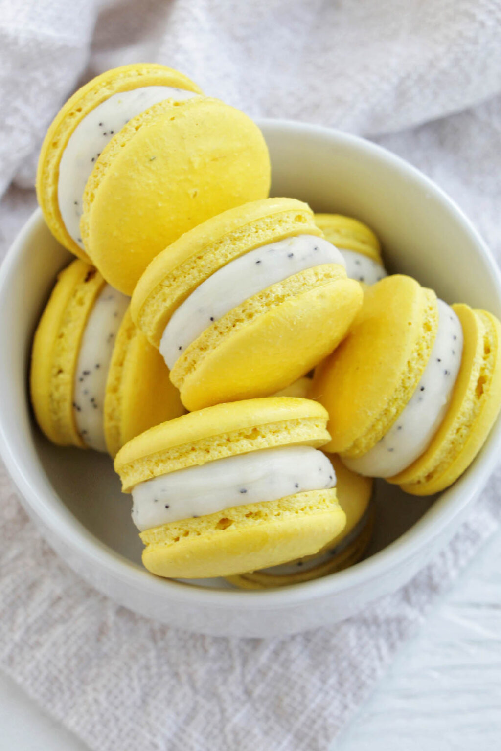 25+ Summer Macarons - Homebody Eats
