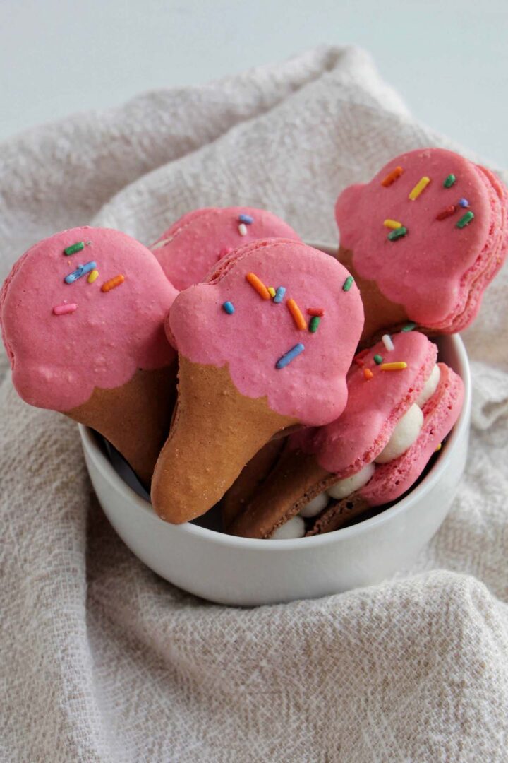 Ice Cream Macarons - Homebody Eats