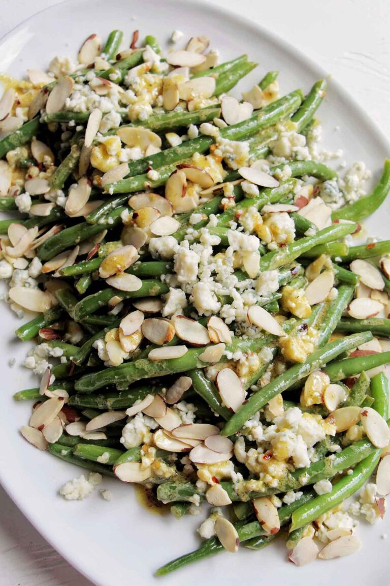 Almond and Blue Cheese Green Beans - Homebody Eats