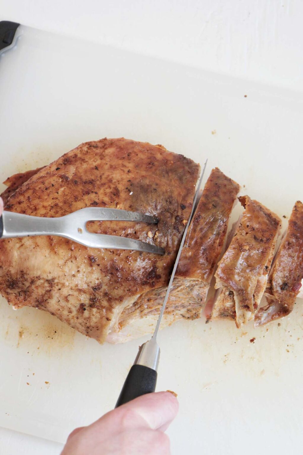 How To Cook A Turkey For Beginners - Homebody Eats